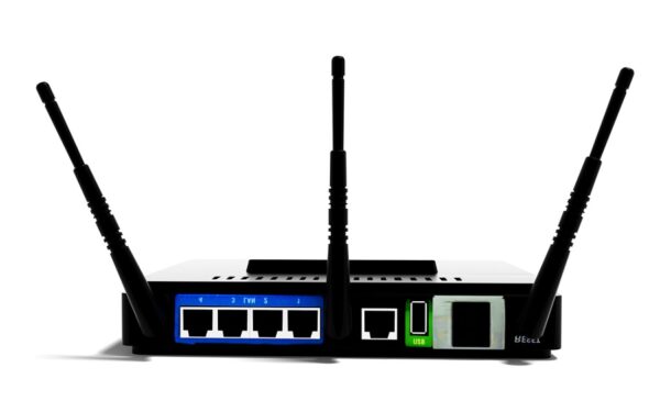 Modem Router Combo vs Separate – Which Is Better?
